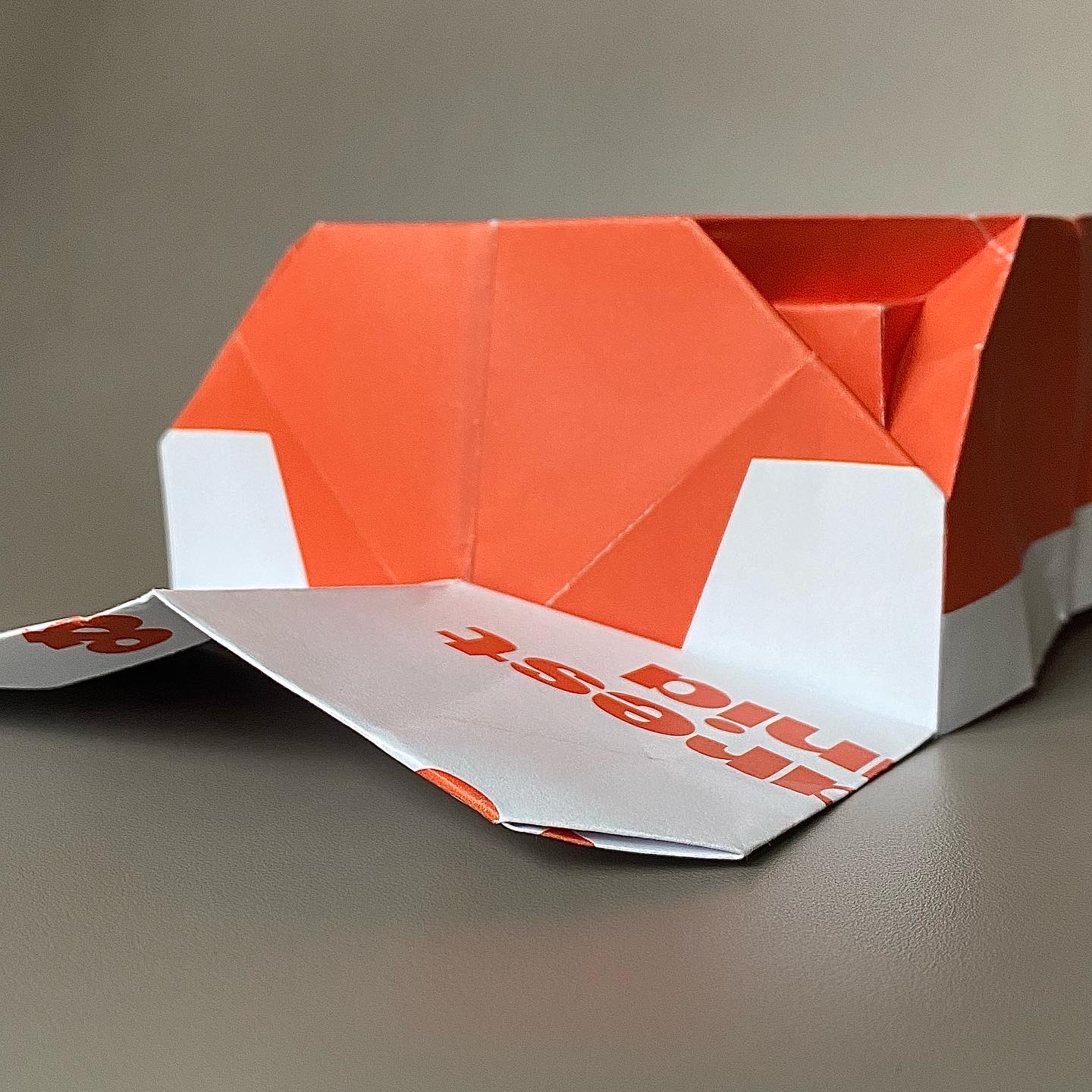 Șapcă Origami pliabilă | Romanian Design Week