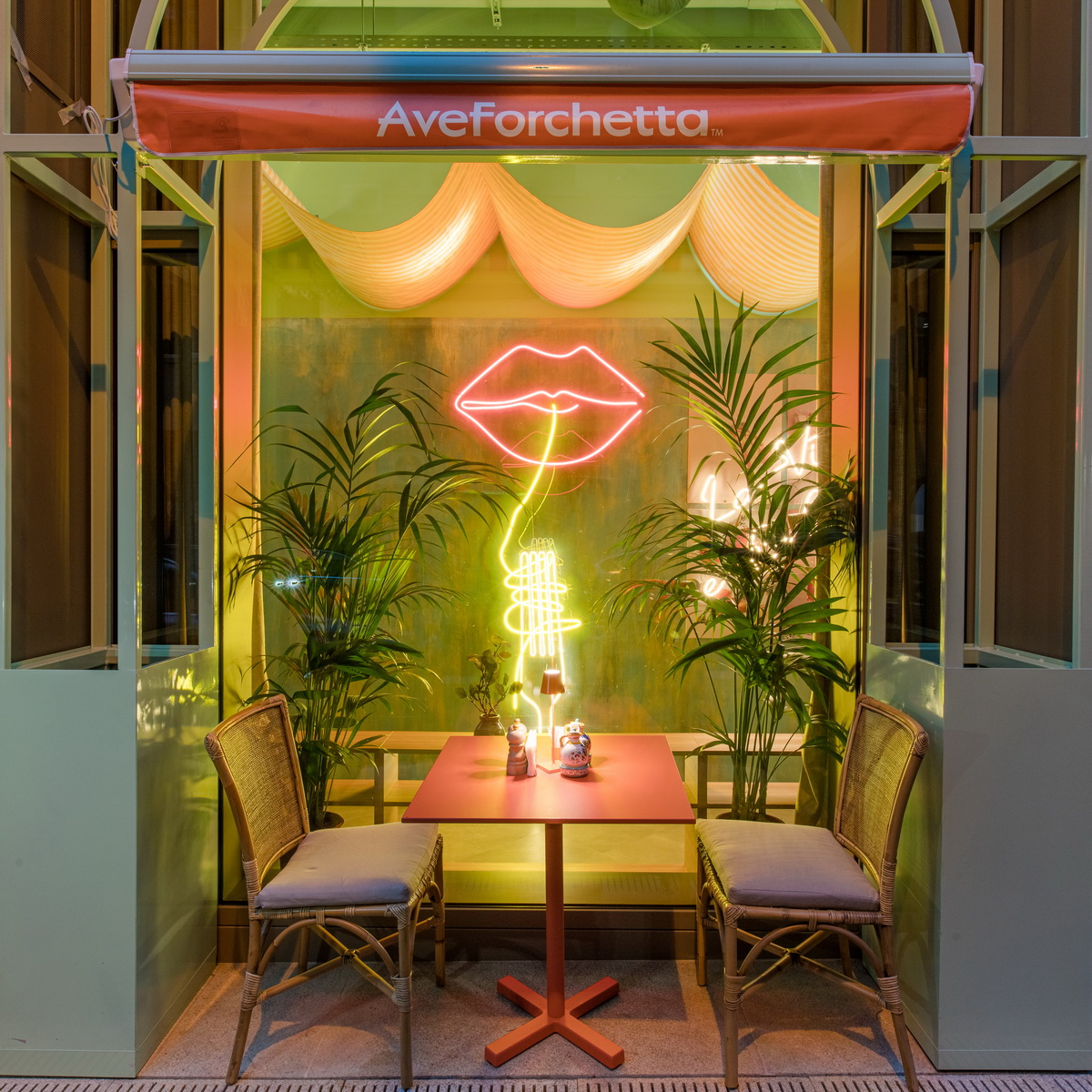 AveForchetta Neo-Bistro Italian | Romanian Design Week