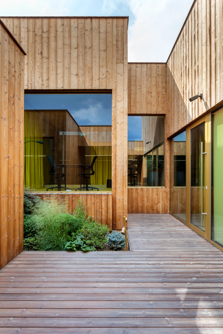 Smartware CLT Office Building | Romanian Design Week